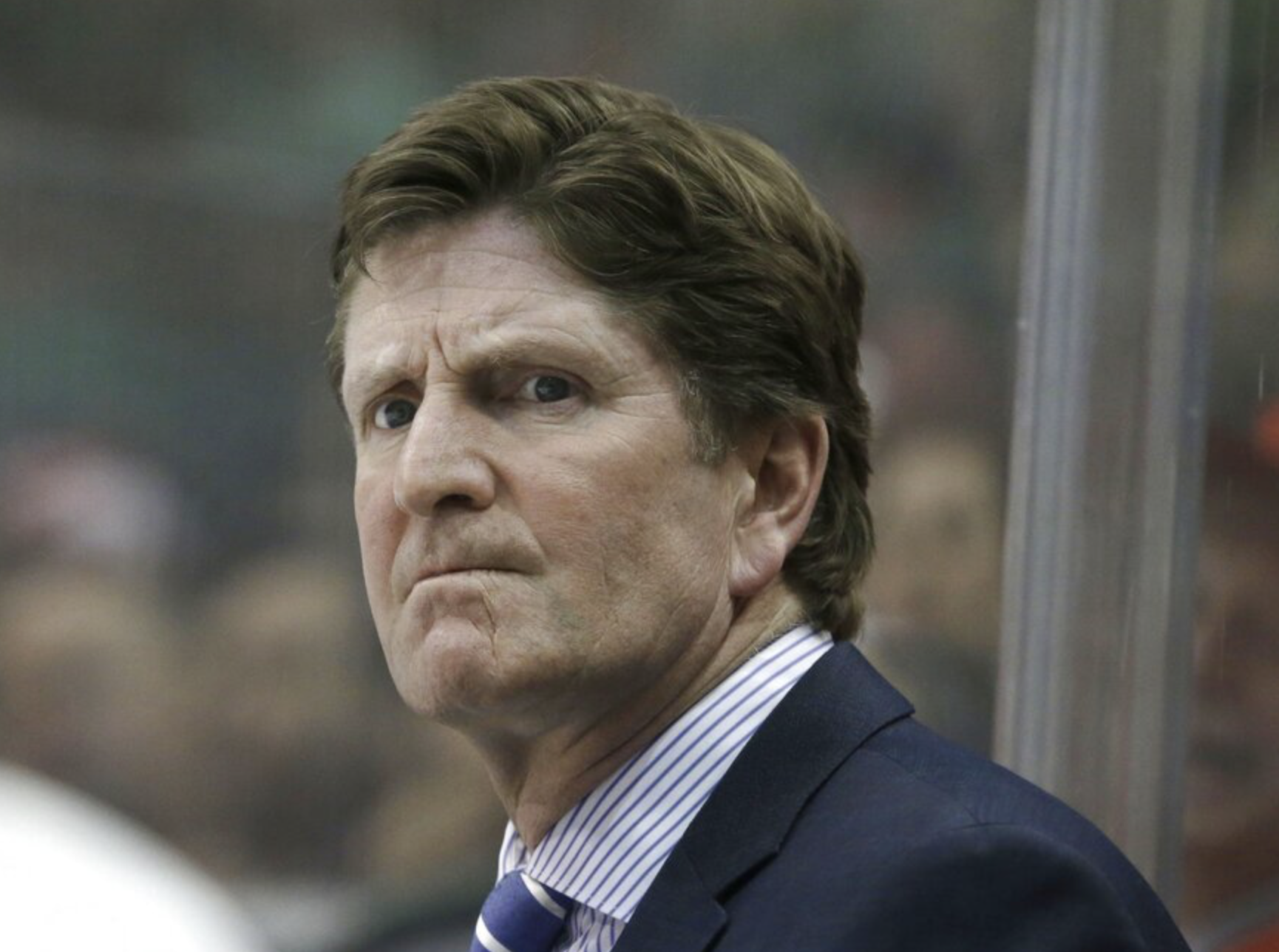 Columbus Mike Babcock Resigns Over Bizarre Photos Incident